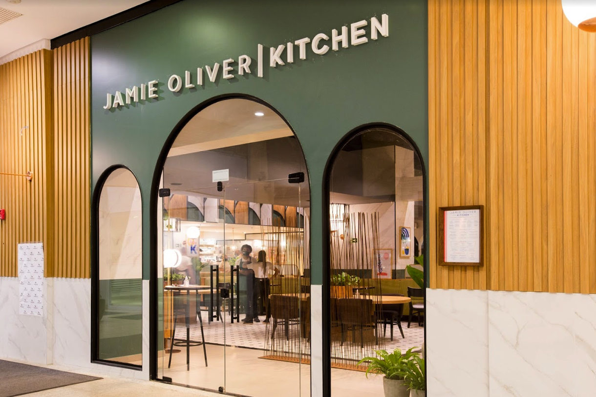 Jamie Oliver Kitchen conquista brasilienses com boa comida a preços ...