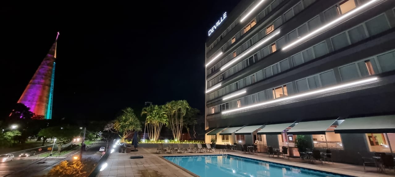 Hotel Deville Business Maringá apresenta nova fachada e cardápio ...